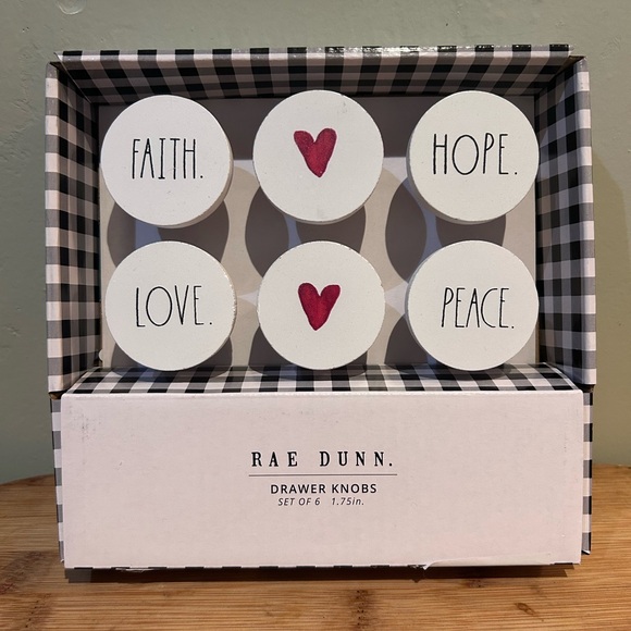 Rae Dunn | Accents | Rae Dunn Set Of 6 White Round Drawer Knobs With ...